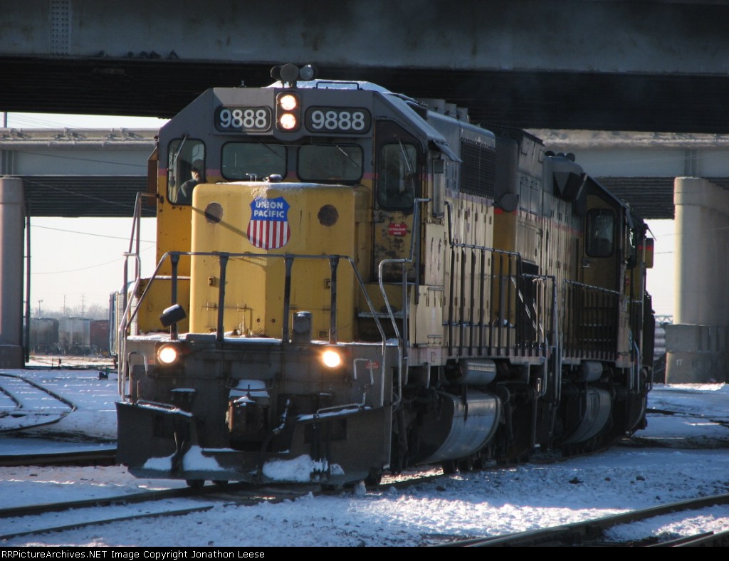 UP 9888 Heading Back to Proviso